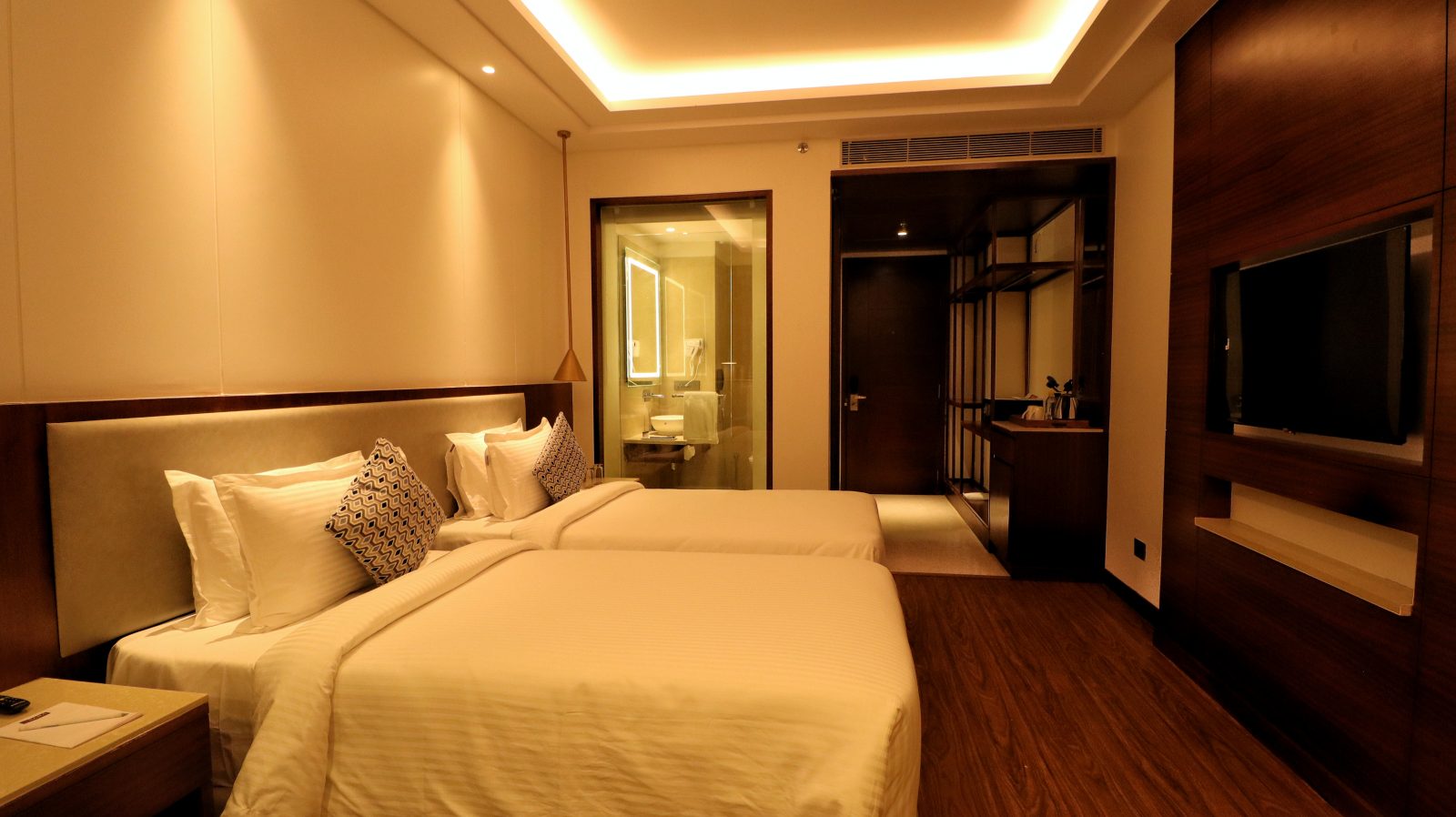 HOME - Welcome to The Sara Hotel